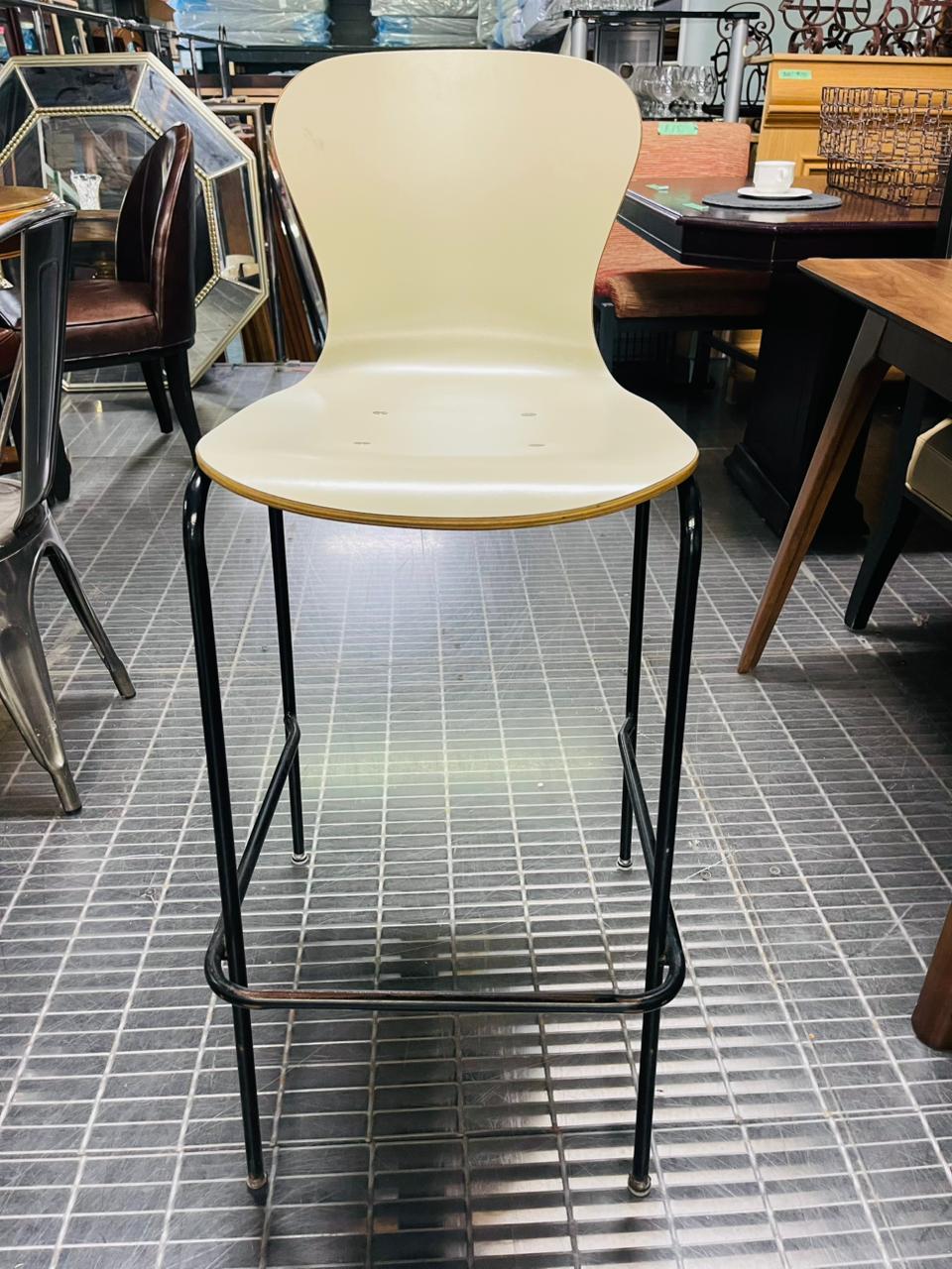 Cream bar stool I Anizco Furniture